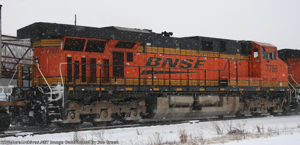 BNSF 7786